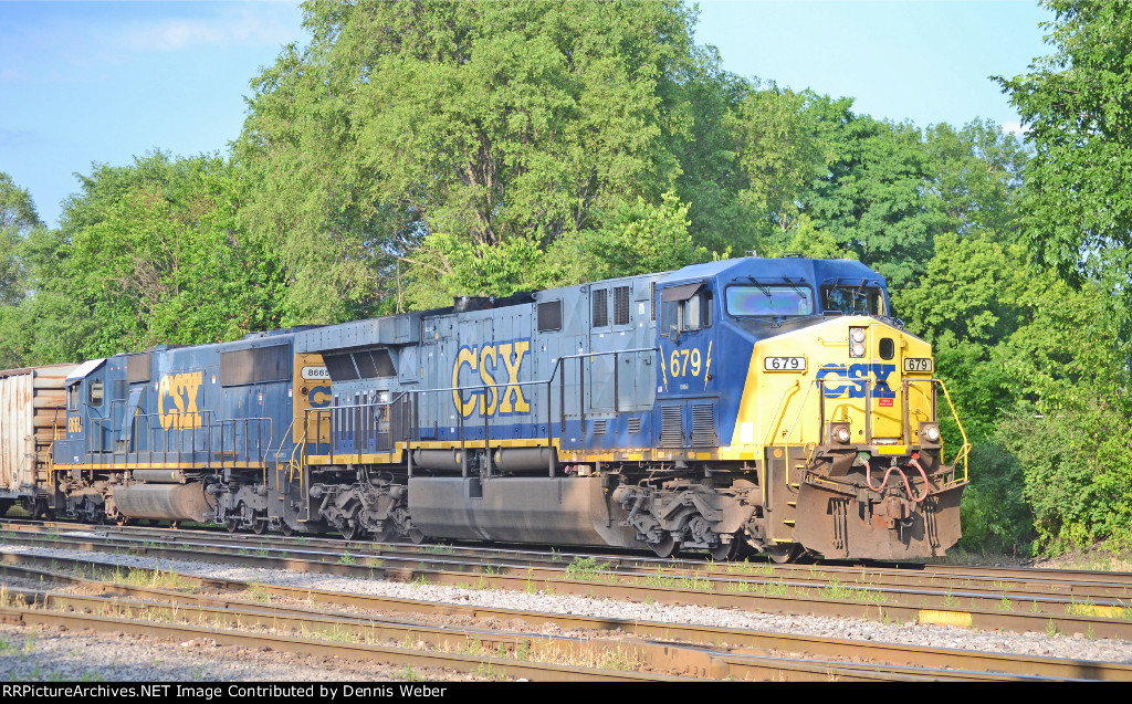 CSX 679, CP's Tomah Sub.
